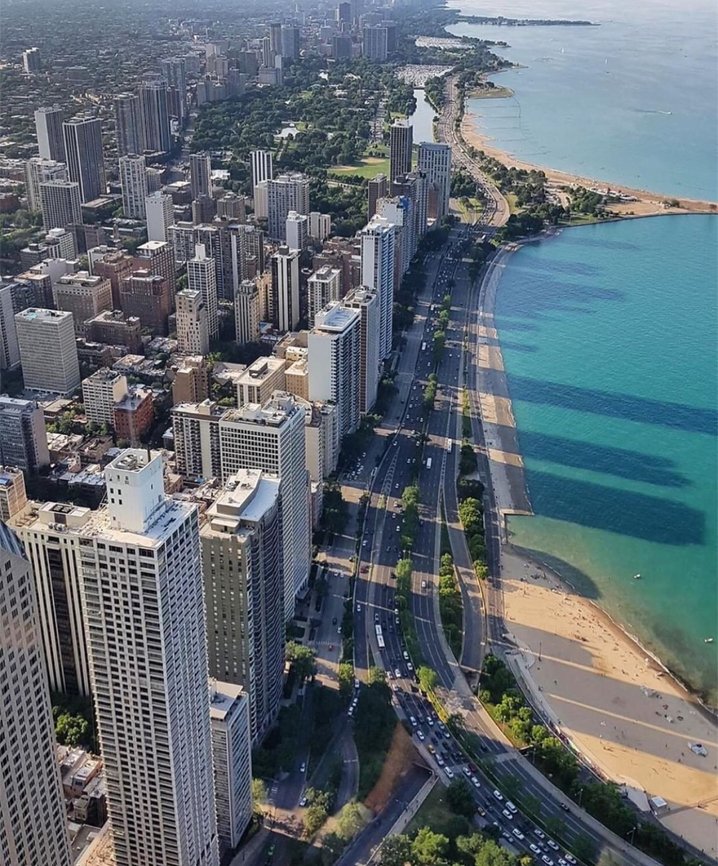 Photos Of Level Old Town Apartments | Level Chicago River North