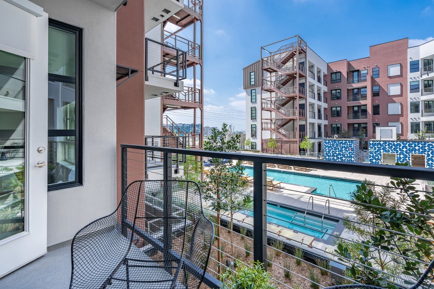 Photos Of Level Hollywood Apartments | Level Los Angeles - Hollywood