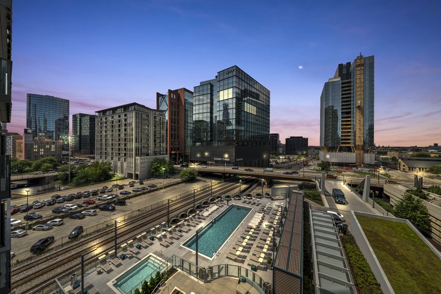 Photos Of Level Fulton Market Apartments | Level Chicago - Fulton Market